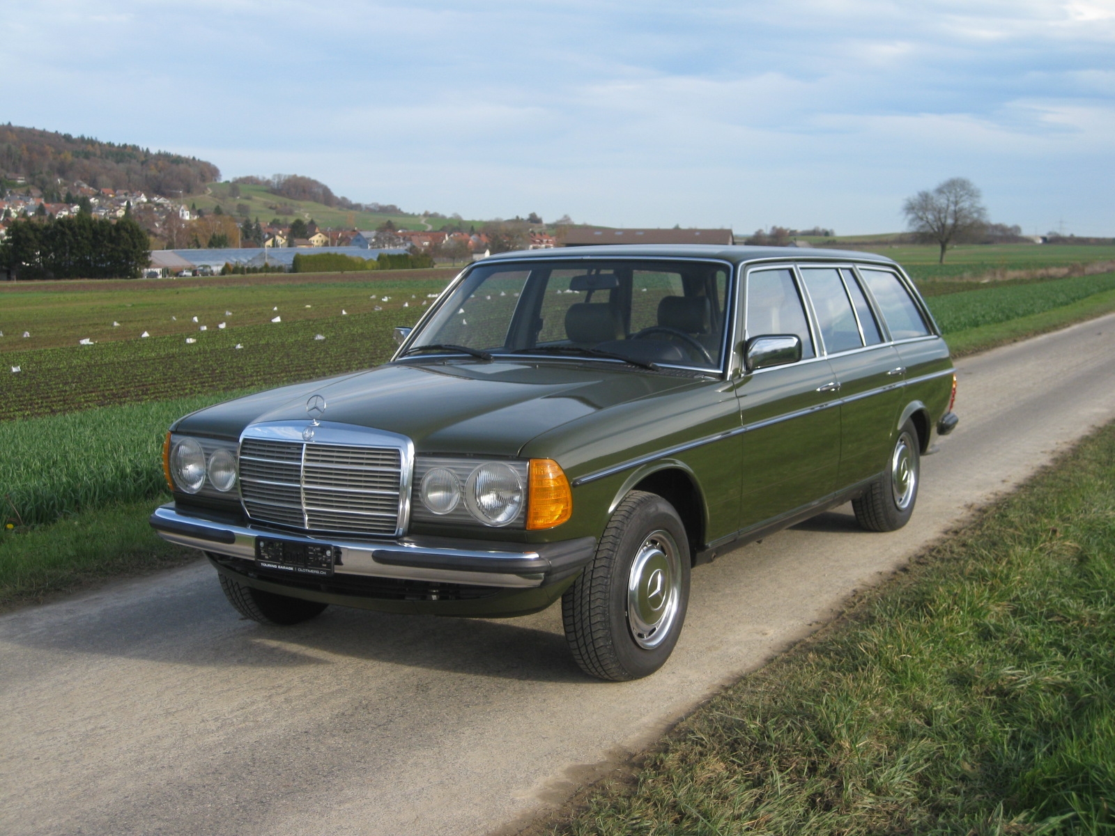 Touring Garage AG | Mercedes-Benz 230 TE Kombi 1981